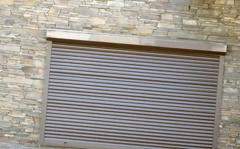 Comment faire un branchement volet roulant 3 fils ? - Maison Robert Tatin