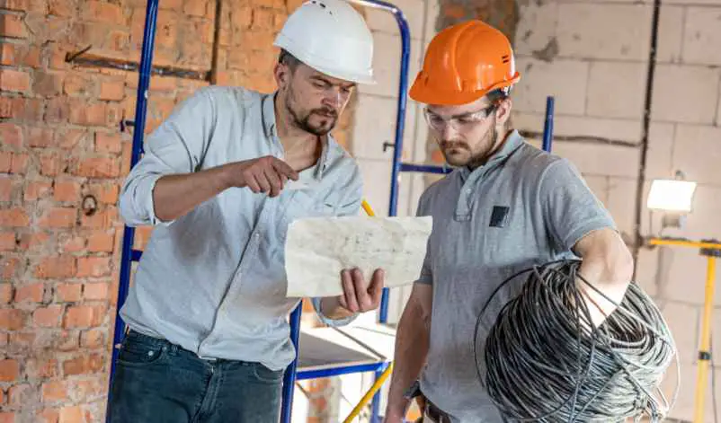 Comment construire une maison en bois en France ? - Maison Robert Tatin